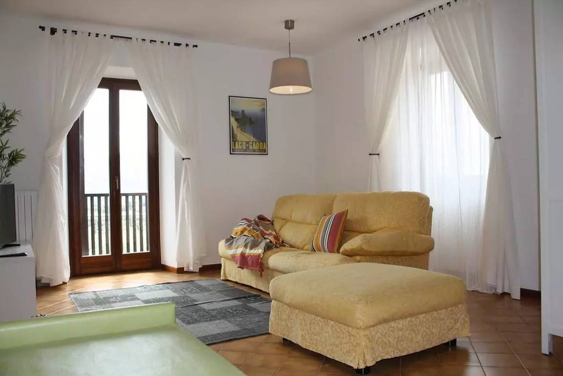 90 M² Apartment ∙ 2 Bedrooms ∙ 6 Guests - Riva del Garda