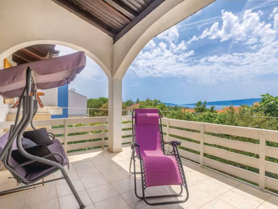 160 M² Apartment ∙ 4 Bedrooms ∙ 10 Guests - Krk