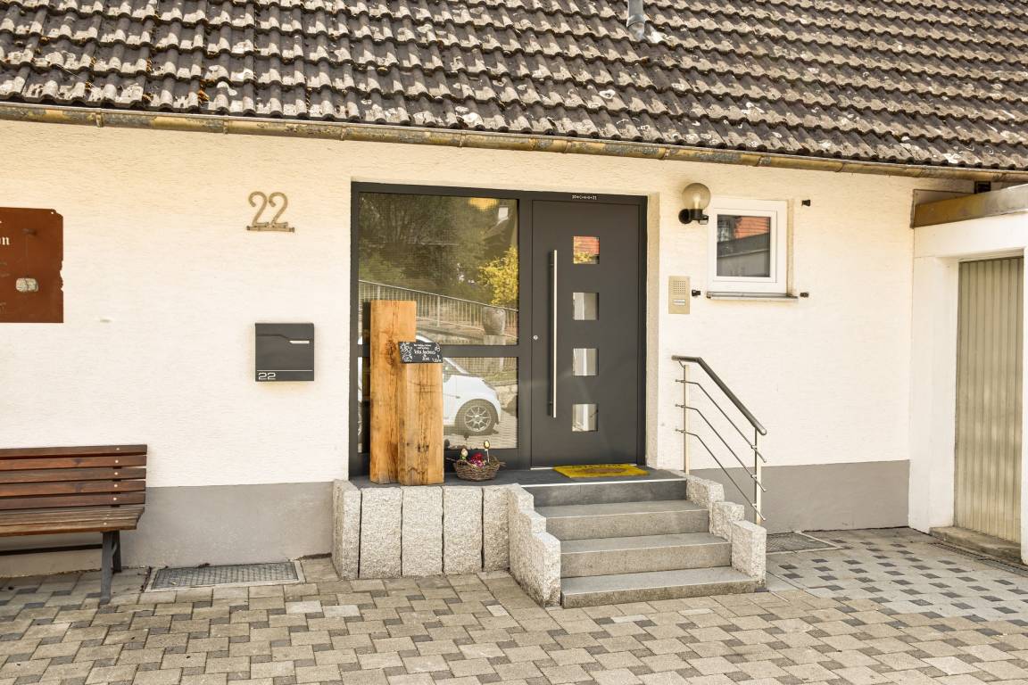 71 M² Ferienwohnung ∙ 2 Schlafzimmer ∙ 4 Gäste - Ottmarsheim