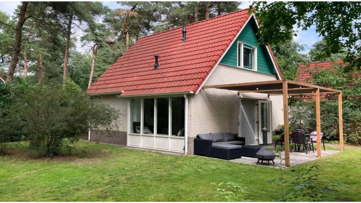 72 M² Huis ∙ 2 Slaapkamers ∙ 4 Gasten - Almelo