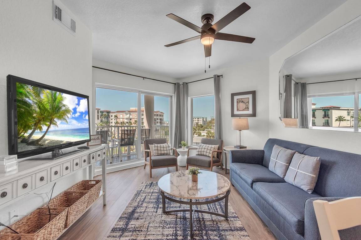 81 M² Condo ∙ 2 Bedrooms ∙ 6 Guests - Gulfport, FL