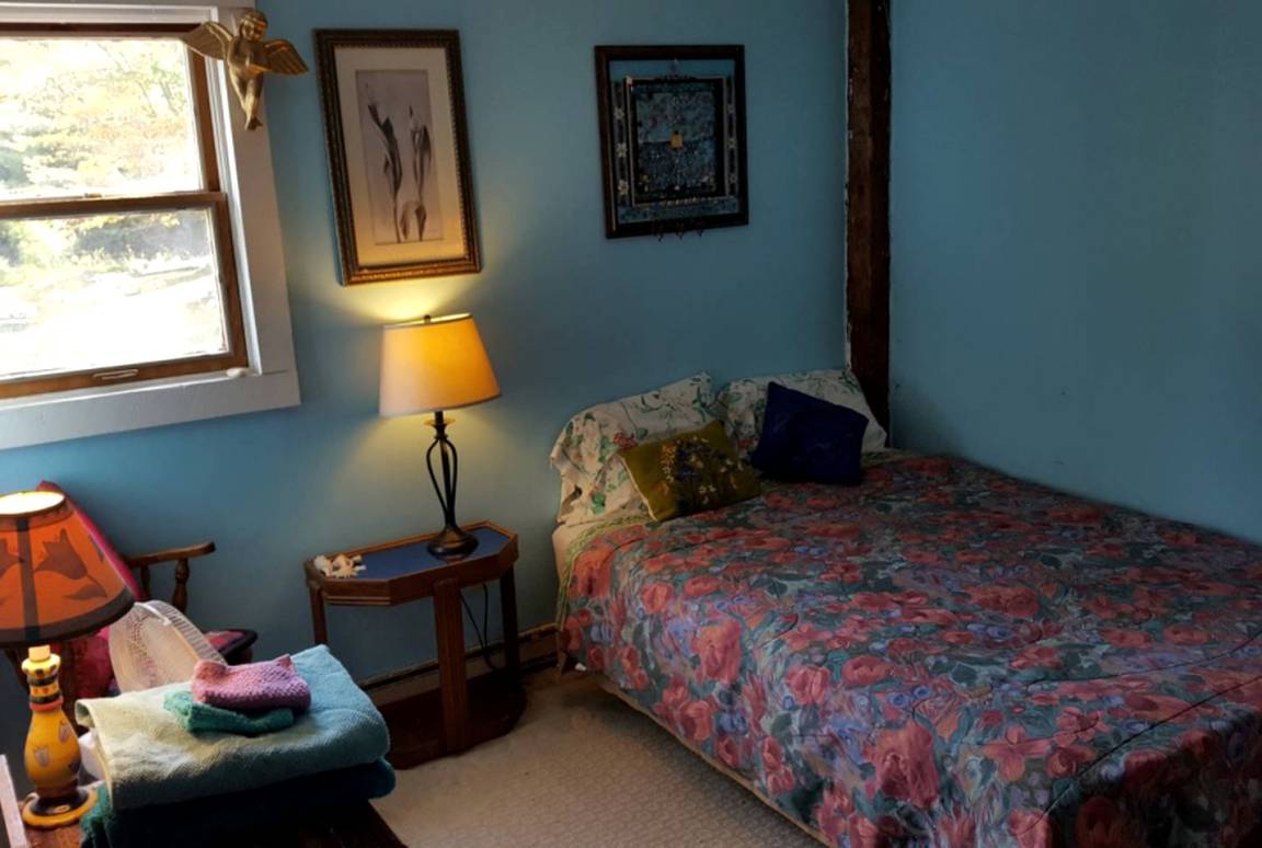 Lodge ∙ 1 Bedroom ∙ 2 Guests - Ashmere Lake, MA