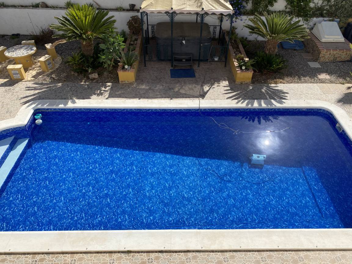 365 M² Villa ∙ 4 Bedrooms ∙ 8 Guests - Albox