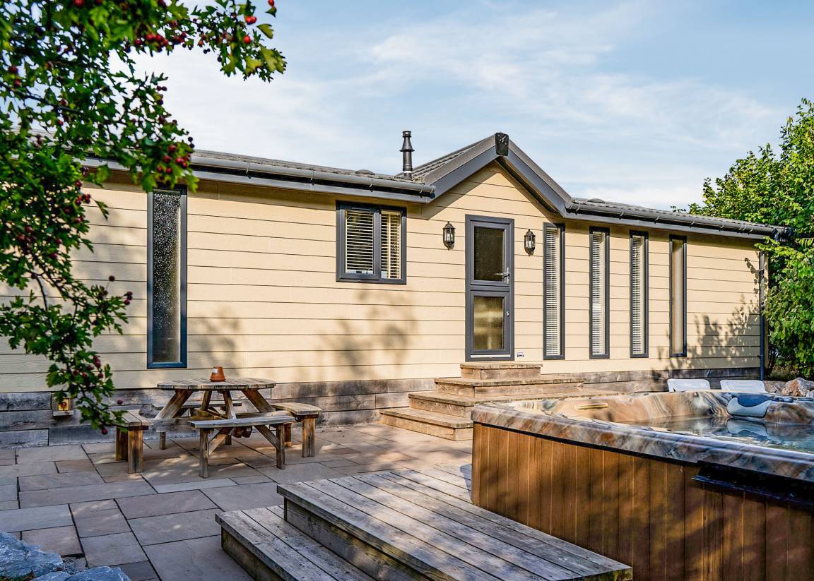 Chalet ∙ 2 Bedrooms ∙ 4 Guests - Bridgwater