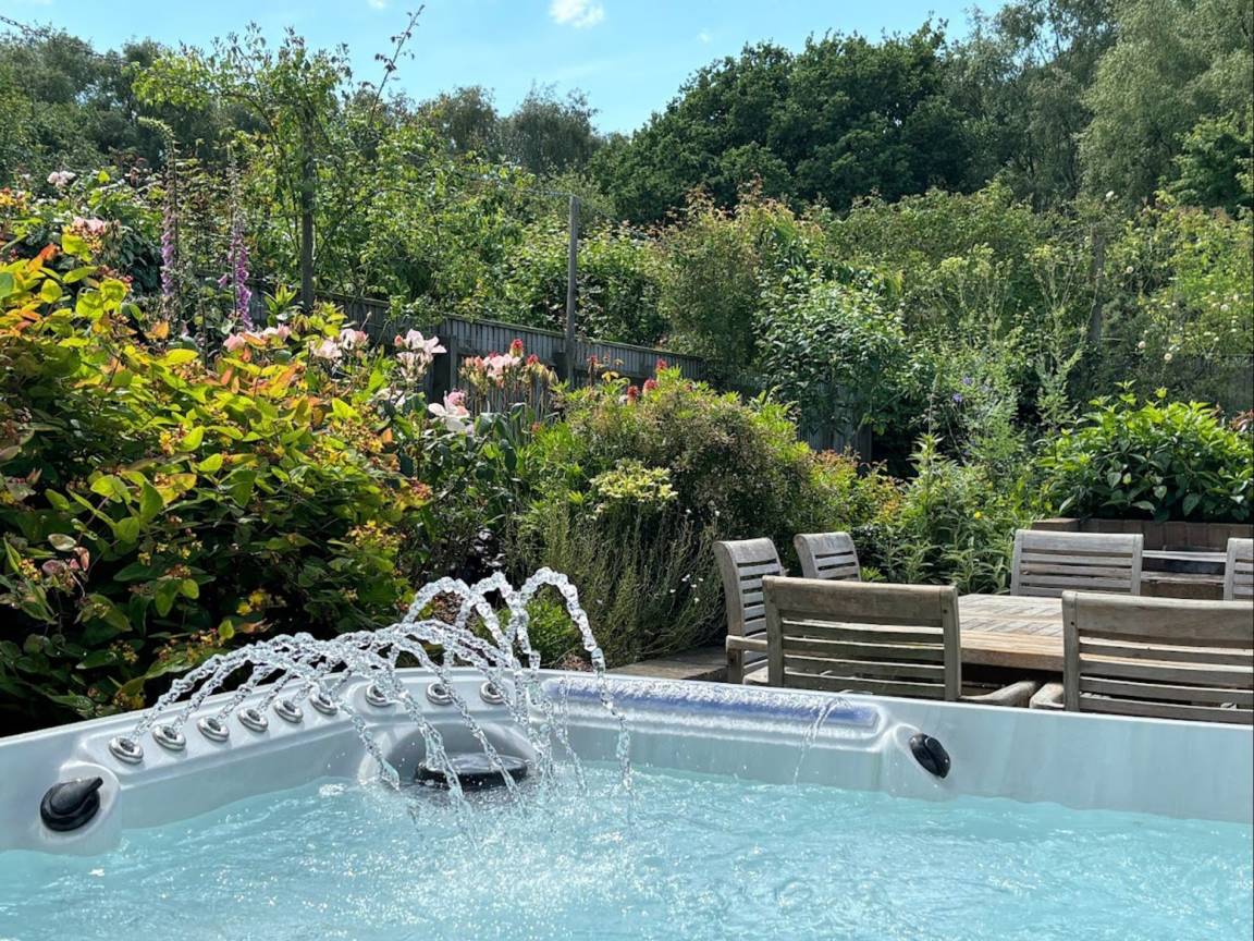 Cottage ∙ 5 Bedrooms ∙ 10 Guests - Shropshire