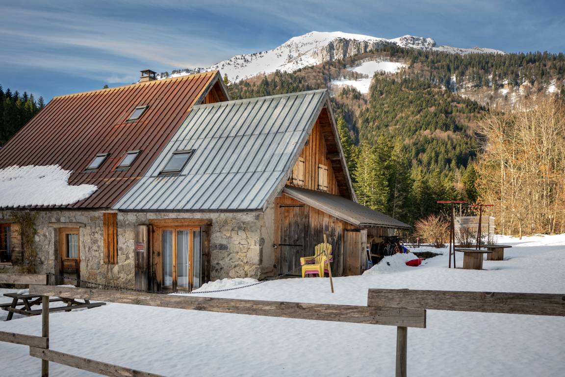 45 M² Cottage ∙ 2 Bedrooms ∙ 5 Guests - Alps