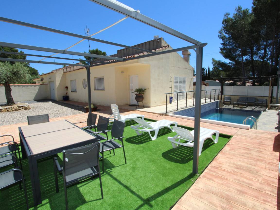 80 M² Casa Rural ∙ 3 Habitaciones ∙ 7 Huéspedes - Costa Dorada, España