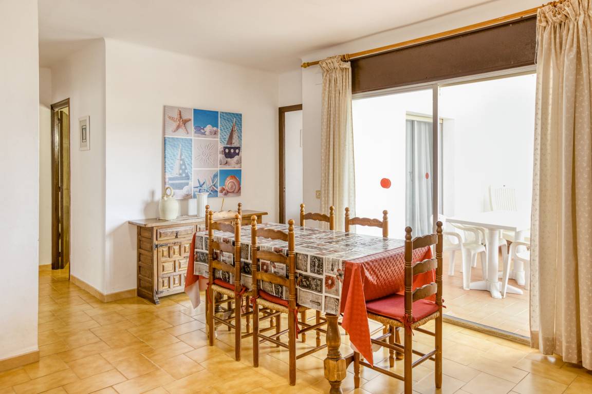 70 M² Ferienwohnung ∙ 2 Schlafzimmer ∙ 4 Gäste - Llançà