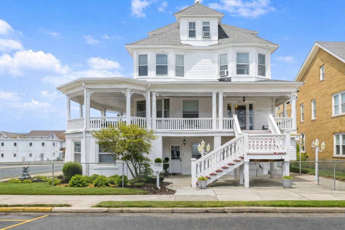Apartment ∙ 10 Bedrooms ∙ 30 Guests - Wildwood, NJ