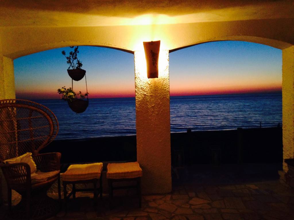 160 M² Villa ∙ 4 Bedrooms ∙ 9 Guests - Acquappesa