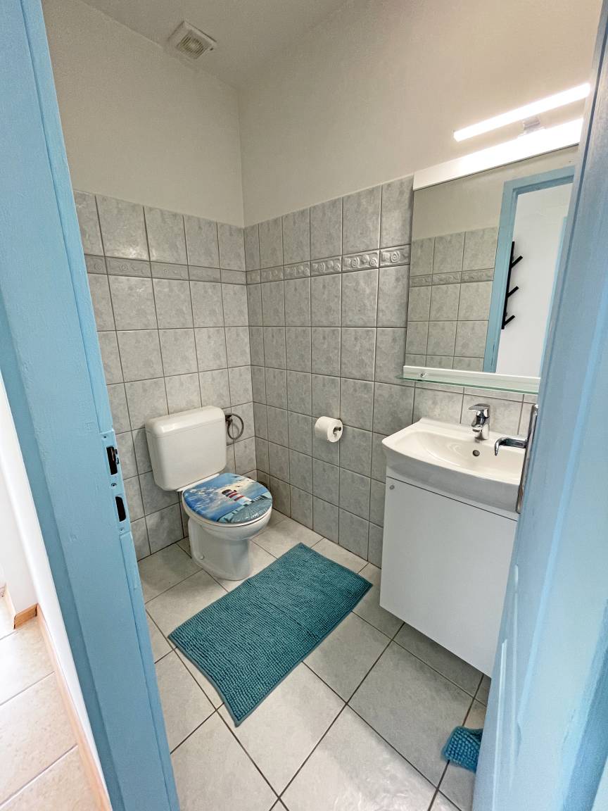 Apartment ∙ 4 Bedrooms ∙ 1 Guest - Velencei-tó