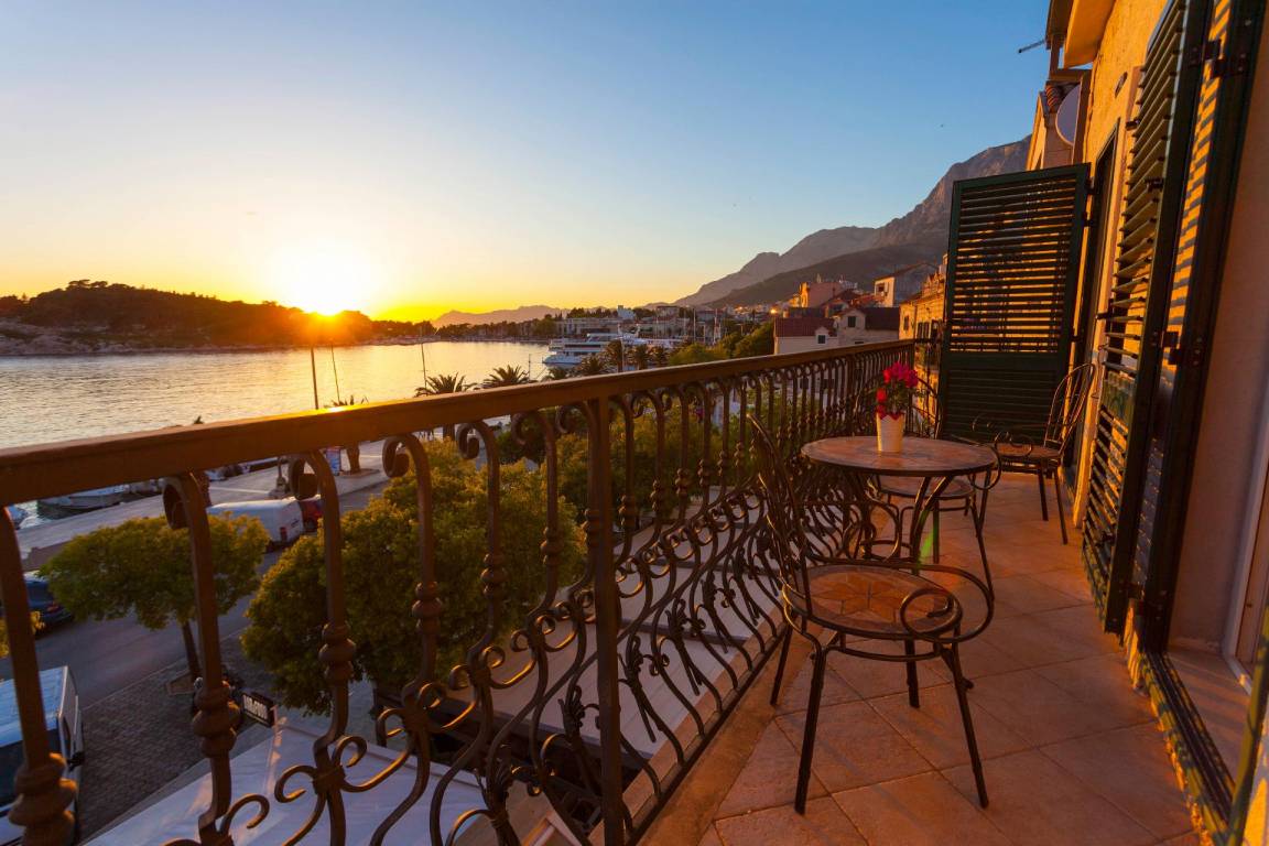 120 M² Appartement ∙ 2 Chambres ∙ 5 Personnes - Makarska