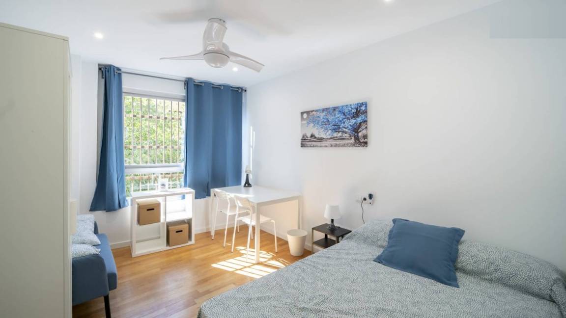 120 M² Private Room ∙ 1 Bedroom ∙ 1 Guest - Valencia
