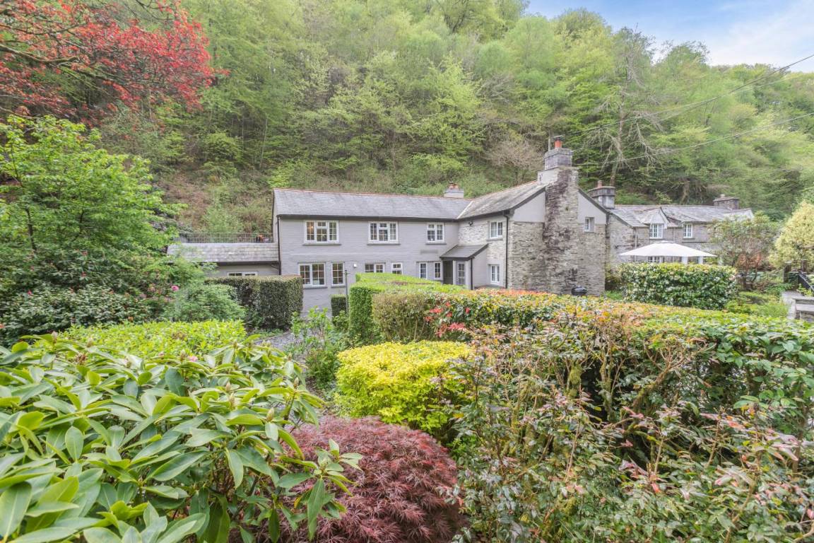 Cottage ∙ 4 Bedrooms ∙ 8 Guests - Polperro