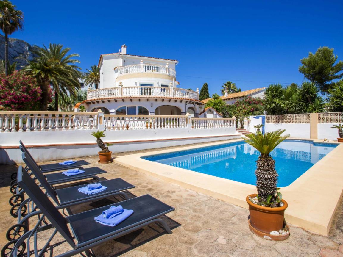 150 M² Casa ∙ 2 Habitaciones ∙ 4 Huéspedes - Dénia