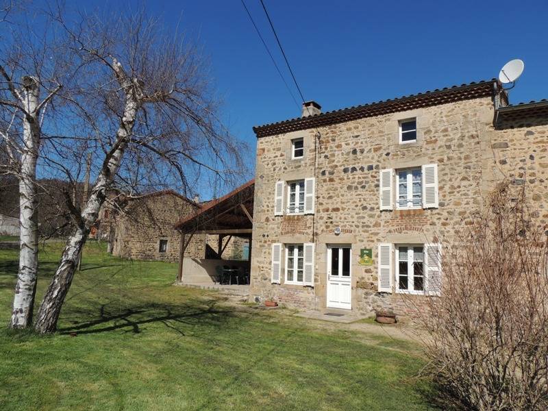 105 M² Gîte ∙ 3 Chambres ∙ 6 Personnes - Auvergne