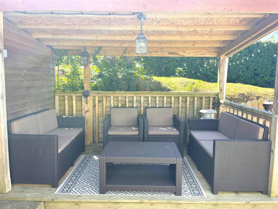 240 M² Cottage ∙ 3 Bedrooms ∙ 6 Guests - New Quay