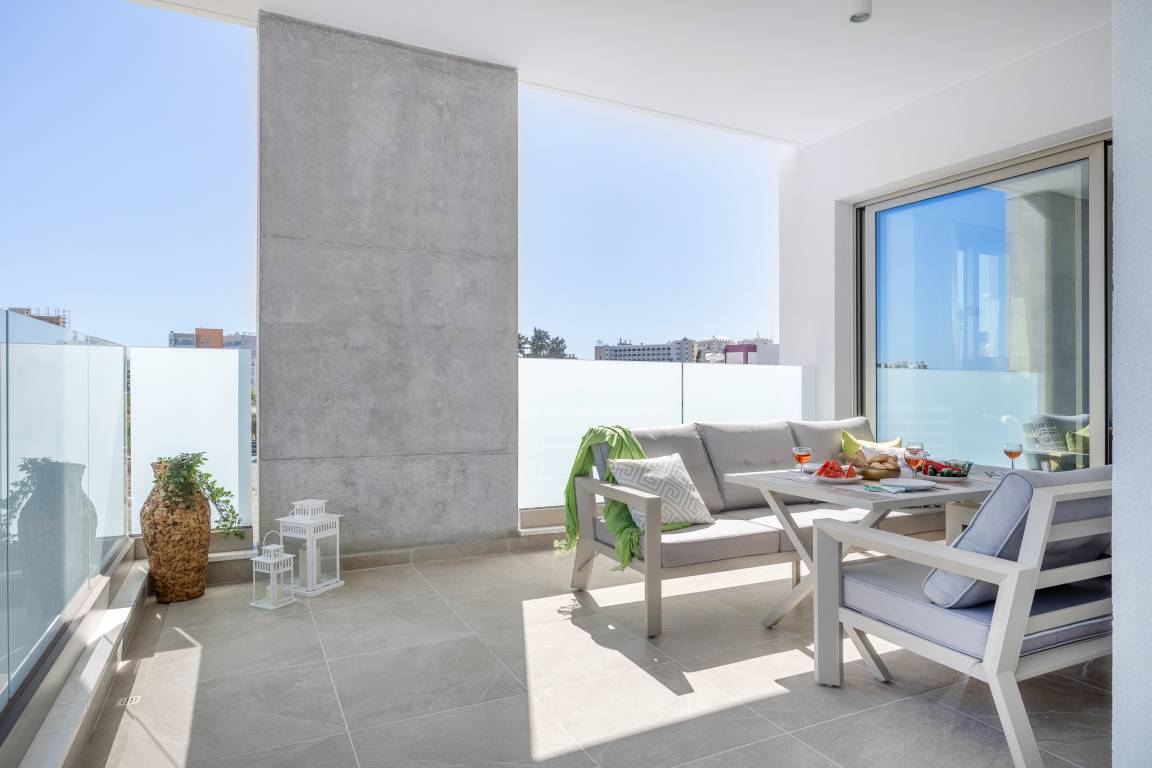 85 M² Apartamento ∙ 3 Habitaciones ∙ 6 Huéspedes - Limassol