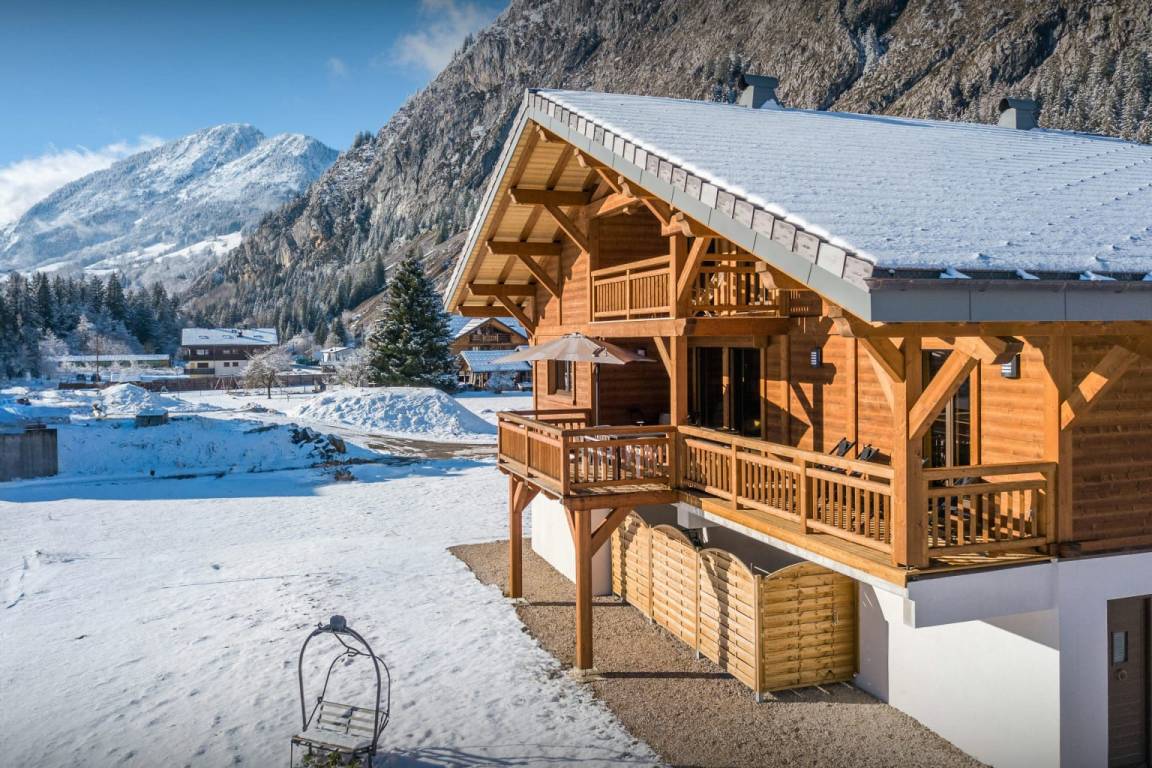 155 M² Chalet ∙ 4 Bedrooms ∙ 8 Guests - Abondance
