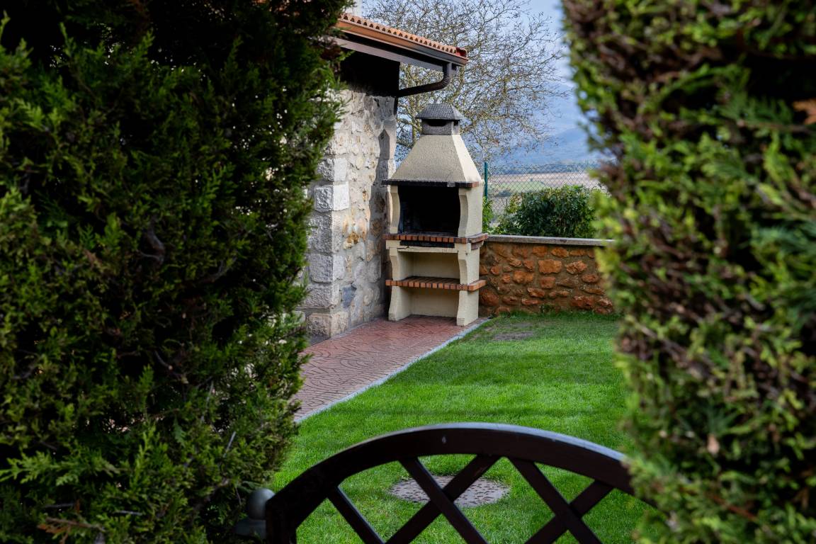 175 M² Casa ∙ 6 Habitaciones ∙ 16 Huéspedes - Agurain