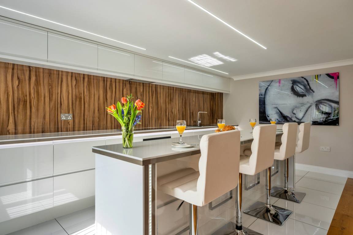 90 M² House ∙ 2 Bedrooms ∙ 4 Guests - Yeovil