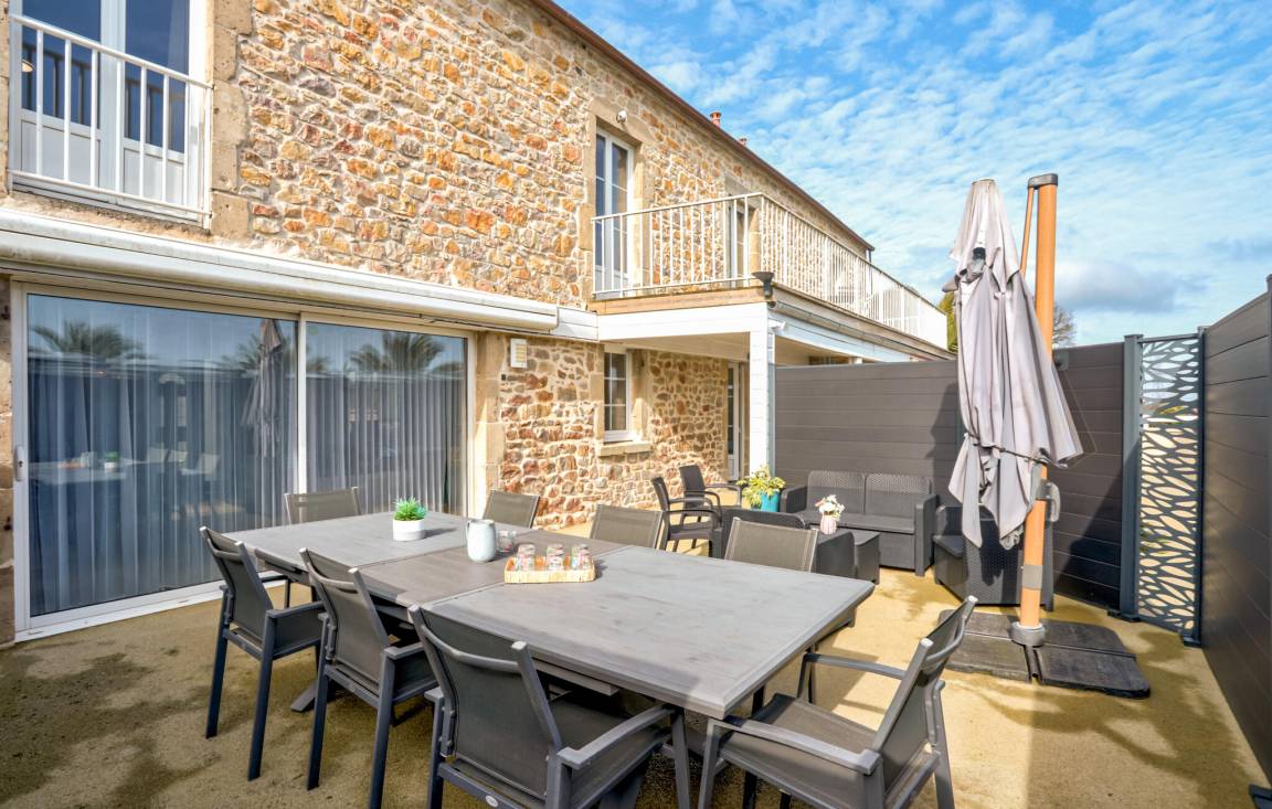 178 M² Maison De Vacances ∙ 4 Chambres ∙ 9 Personnes - Manche
