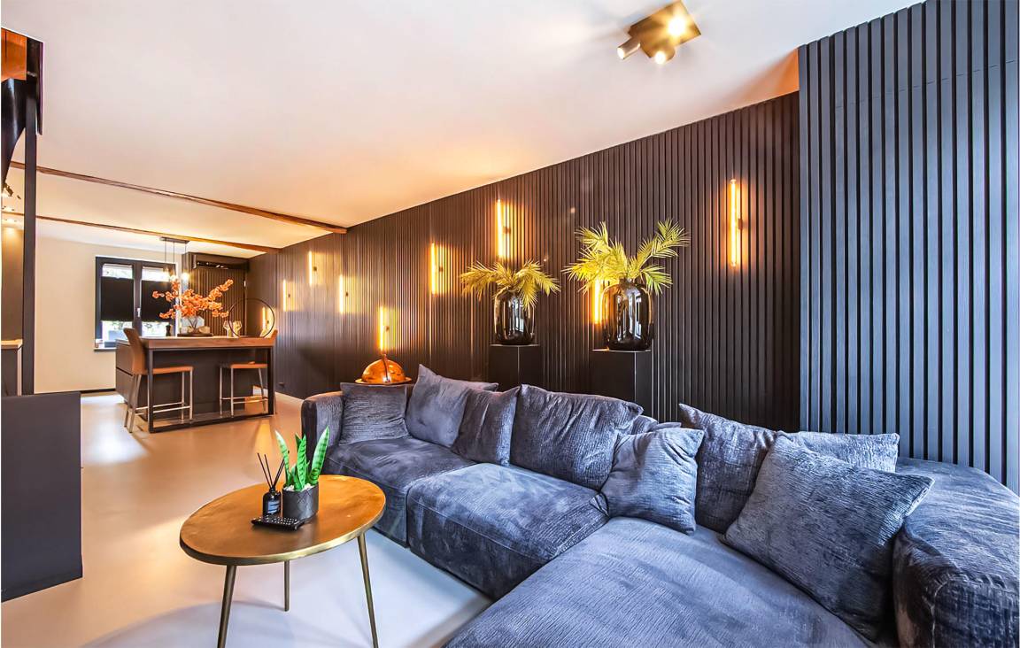 120 M² Ferienhaus ∙ 2 Schlafzimmer ∙ 4 Gäste - Roermond