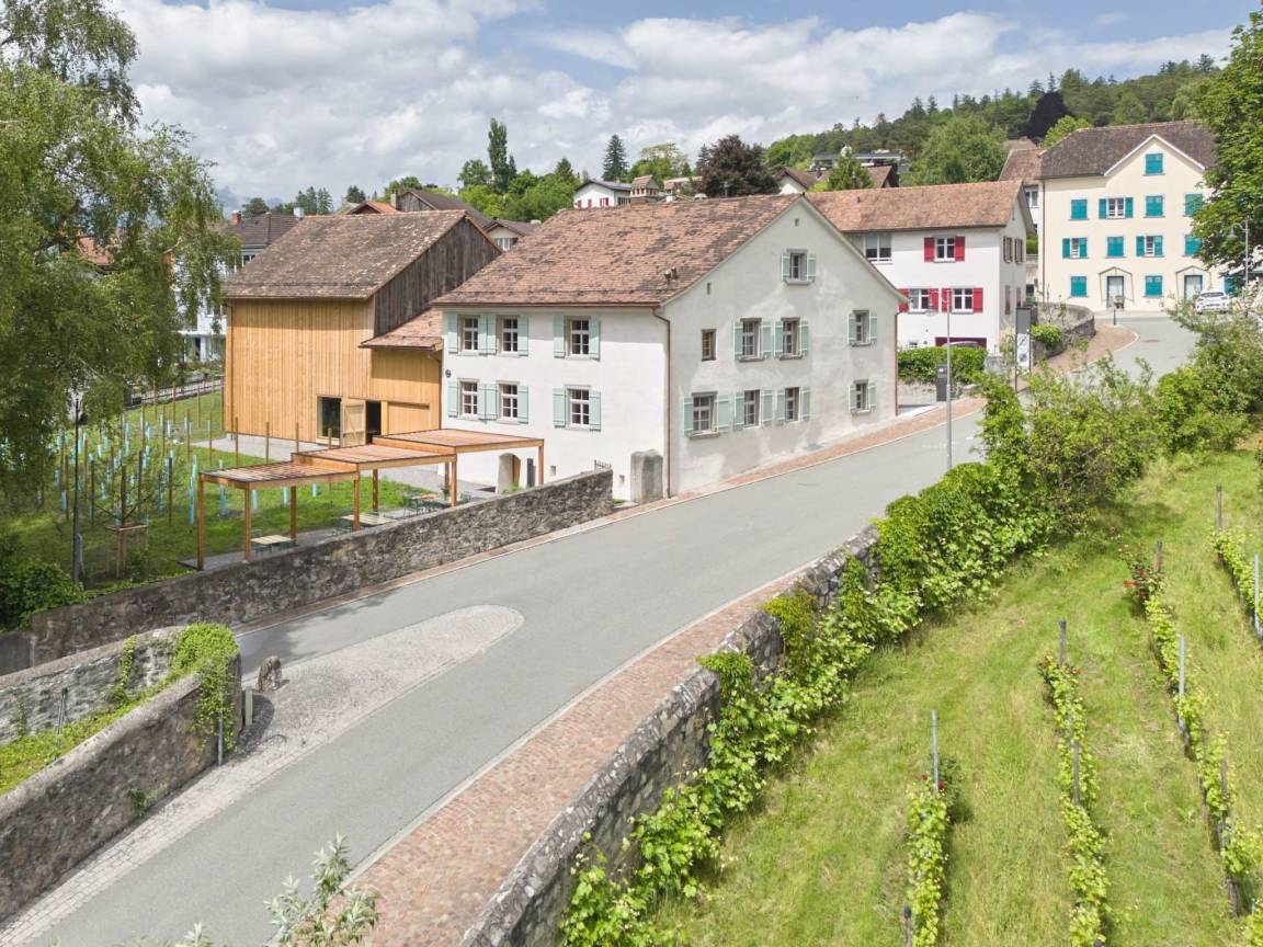 172 M² Ferienwohnung ∙ 1 Schlafzimmer ∙ 3 Gäste - Liechtenstein