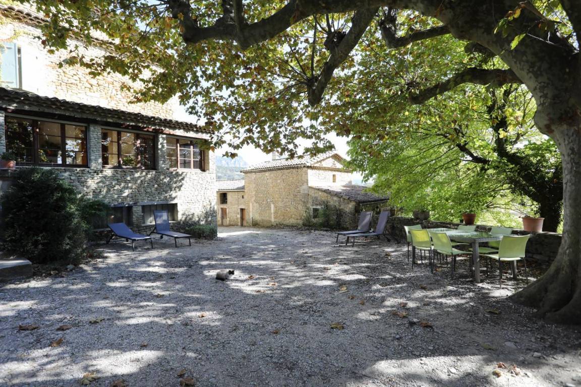 150 M² Gîte ∙ 3 Chambres ∙ 7 Personnes - Soyans