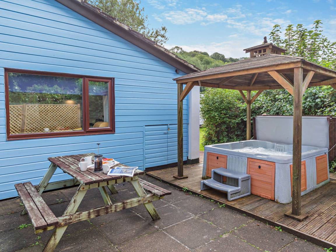 Cottage ∙ 2 Bedrooms ∙ 4 Guests - Saltash