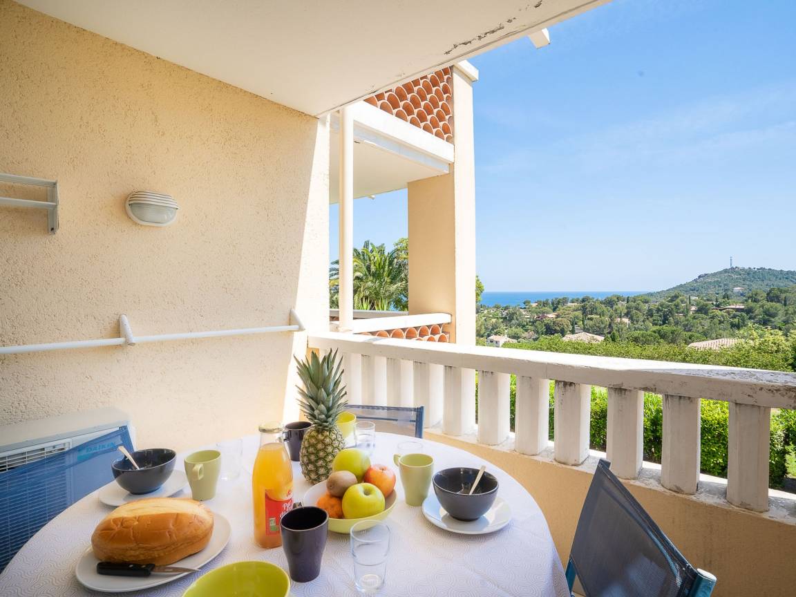 28 M² House ∙ 1 Bedroom ∙ 4 Guests - Agay