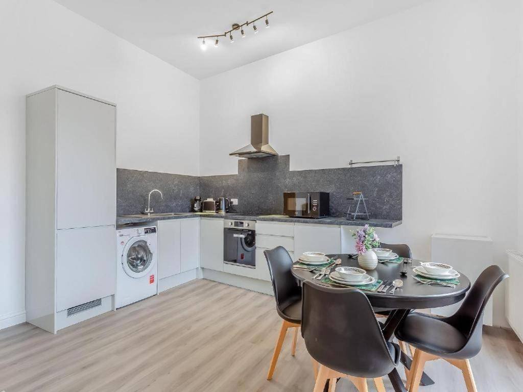 55 M² アパートメント ∙ 寝室: 1 ∙ ゲスト4 人 - インヴァネス