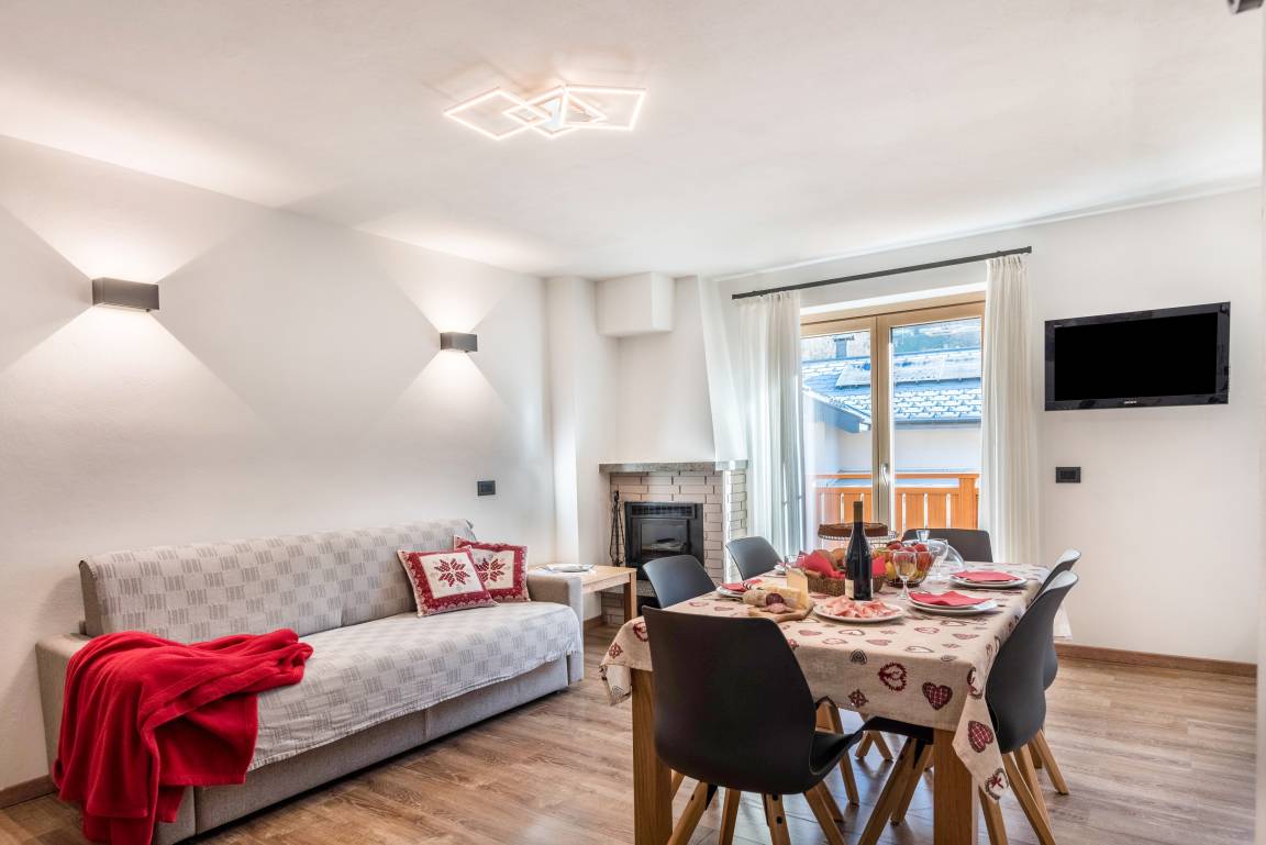76 M² Apartment ∙ 2 Bedrooms ∙ 5 Guests - Madonna di Campiglio