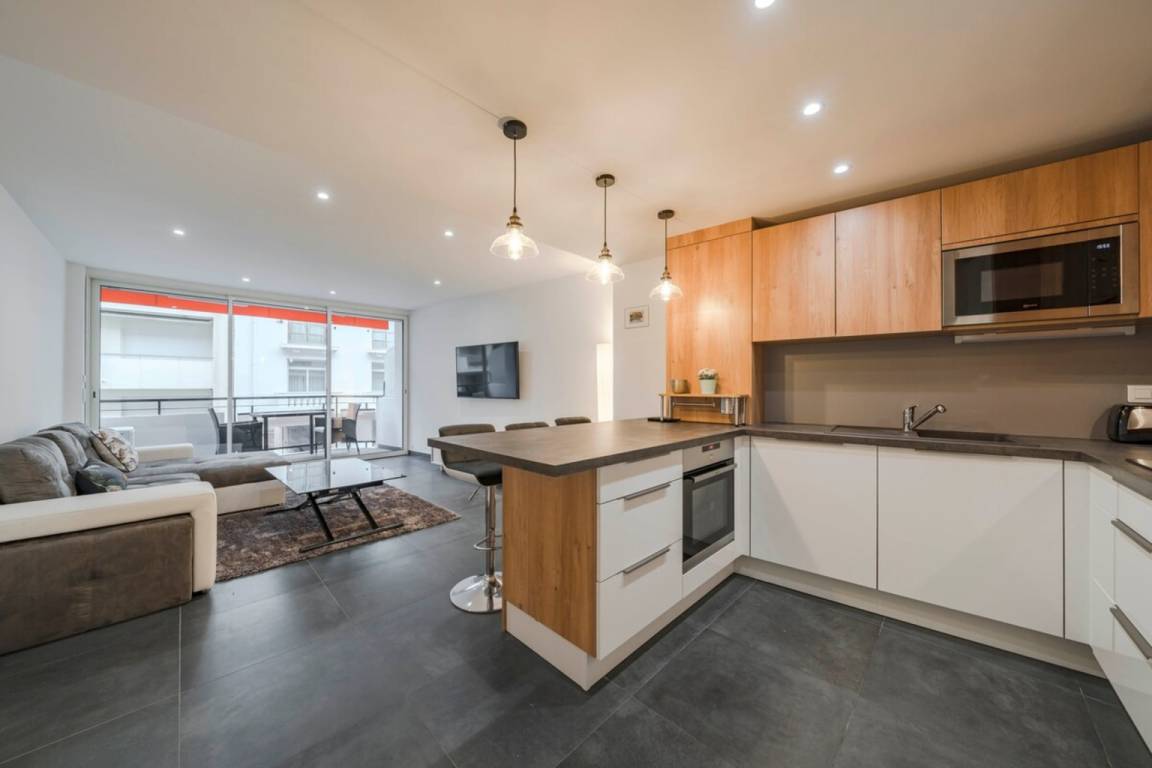 Apartment ∙ 1 Bedroom ∙ 4 Guests - Cannes