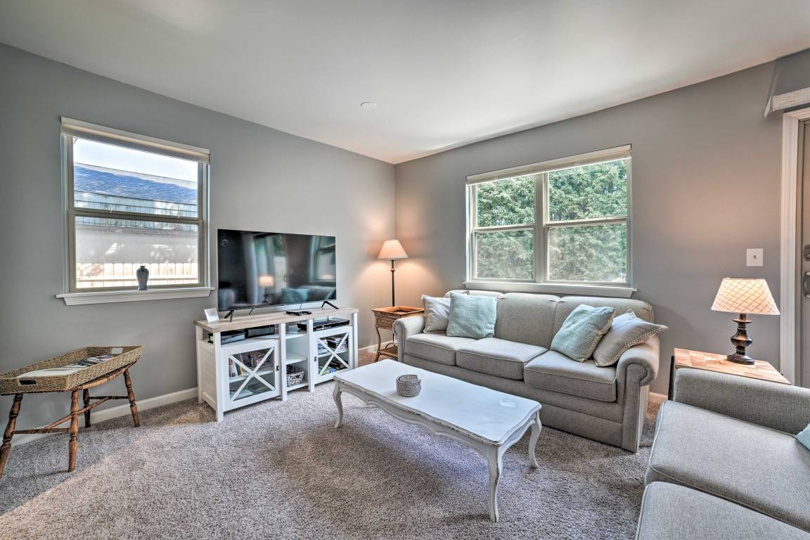 139 M² Apartment ∙ 3 Bedrooms ∙ 6 Guests - Petoskey, MI