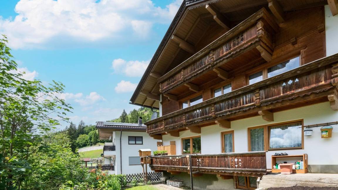 100 M² Apartment ∙ 3 Bedrooms ∙ 6 Guests - Mayrhofen