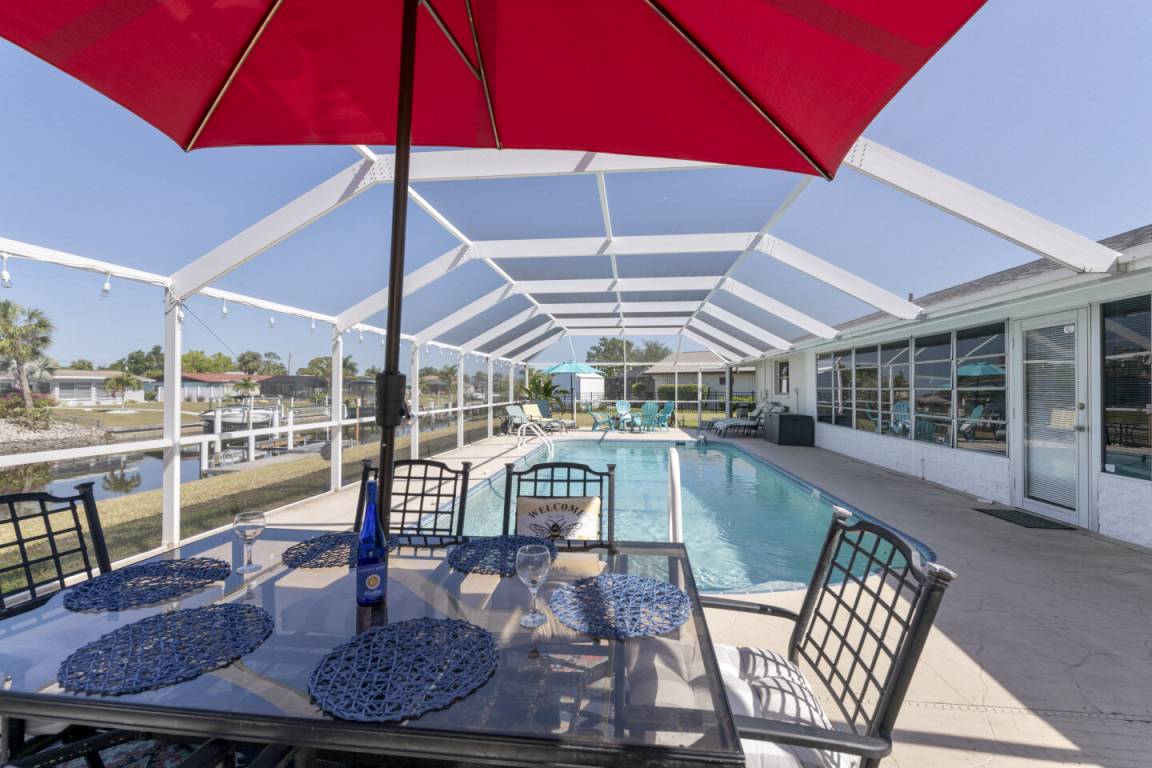 186 M² House ∙ 4 Bedrooms ∙ 12 Guests - Port Charlotte, FL