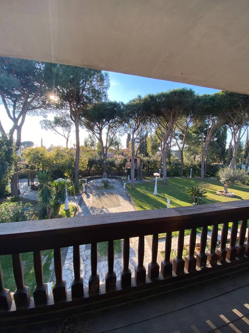 250 M² Villa ∙ 5 Schlafzimmer ∙ 13 Gäste - Aprilia