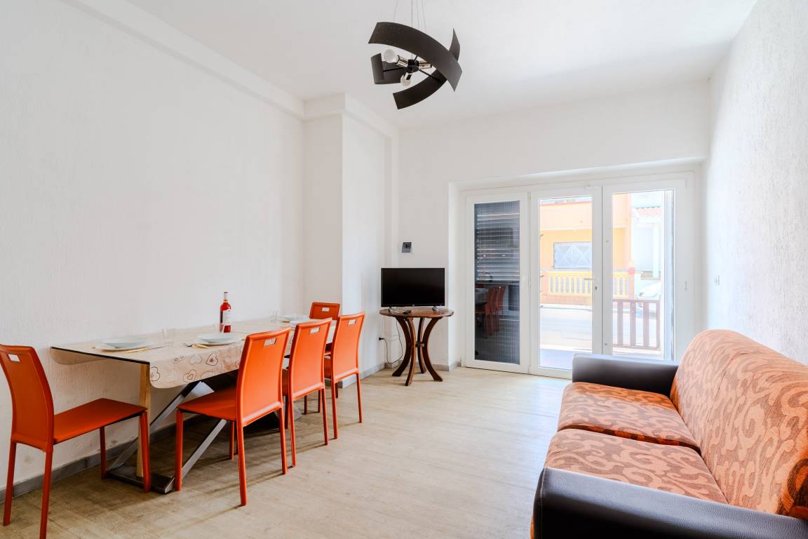 60 M² Ferienhaus ∙ 2 Schlafzimmer ∙ 6 Gäste - Ugento