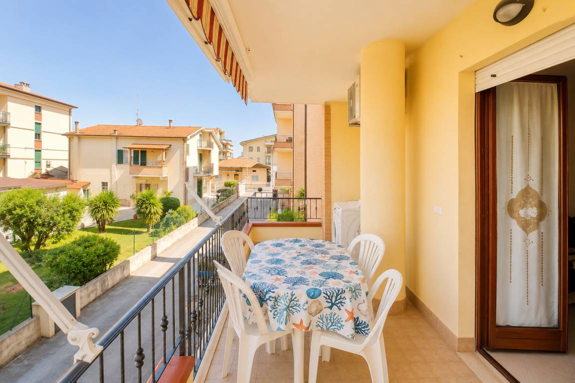 Apartment ∙ 1 Bedroom ∙ 5 Guests - Martinsicuro