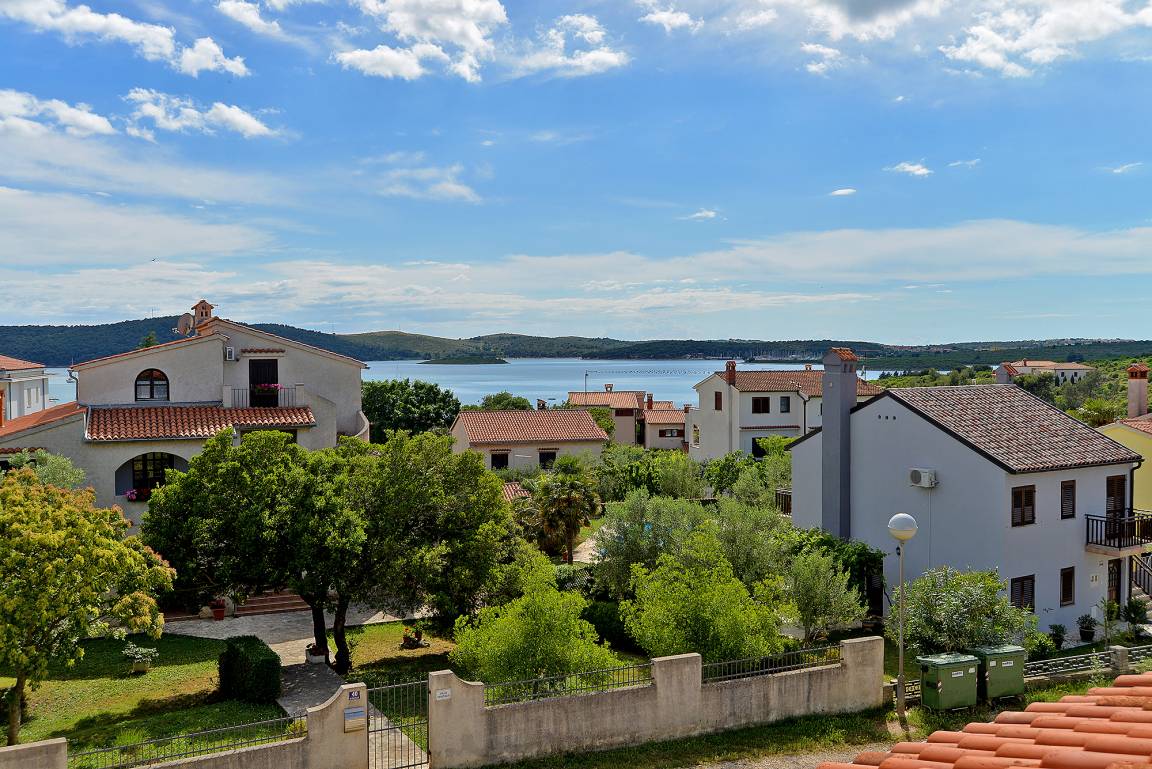 80 M² Ferienwohnung ∙ 2 Schlafzimmer ∙ 4 Gäste - Medulin