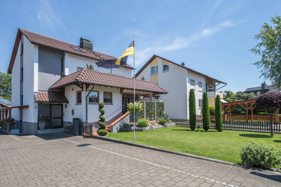 80 M² Ferienwohnung ∙ 2 Schlafzimmer ∙ 3 Gäste - Eriskirch