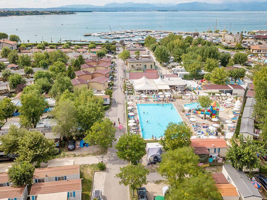 26 M² Caravan ∙ 2 Bedrooms ∙ 6 Guests - Lazise, İtalya