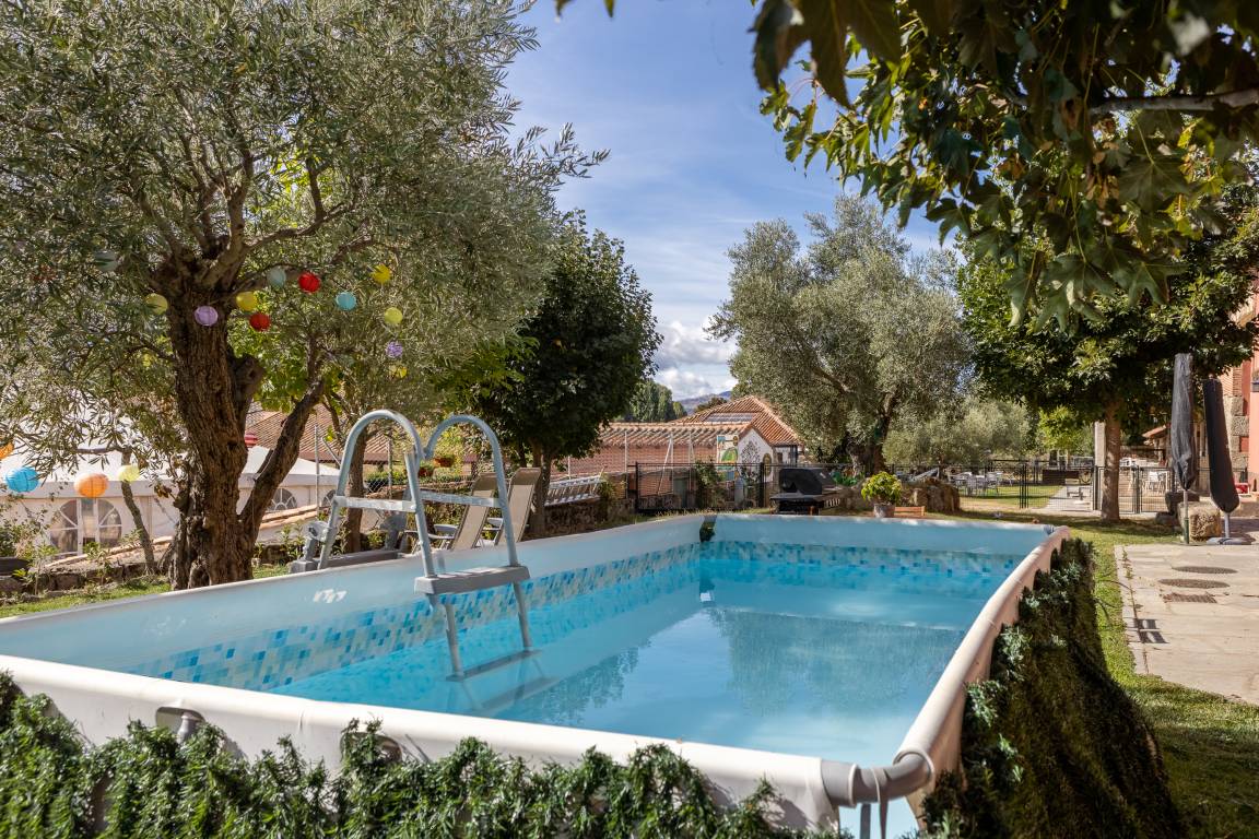 75 M² Casa ∙ 1 Habitación ∙ 4 Huéspedes - Piedrahíta
