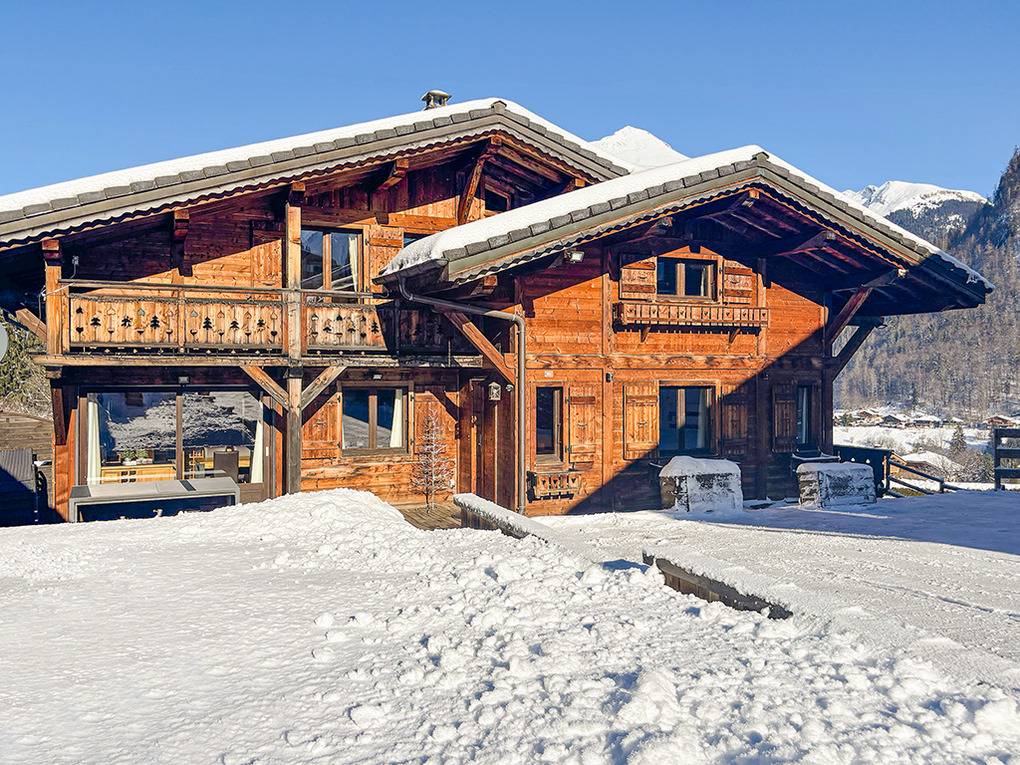 250 M² House ∙ 7 Bedrooms ∙ 16 Guests - Morzine