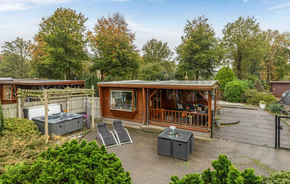 61 M² Huis ∙ 2 Slaapkamers ∙ 3 Gasten - Emmen