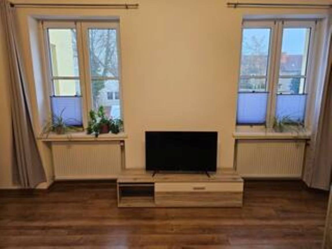 65 M² Ferienwohnung ∙ 1 Schlafzimmer ∙ 2 Gäste - Bad Dürrenberg