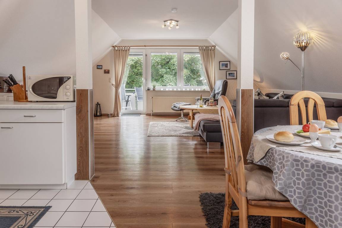 60 M² Ferienwohnung ∙ 1 Schlafzimmer ∙ 2 Gäste - Carolinensiel