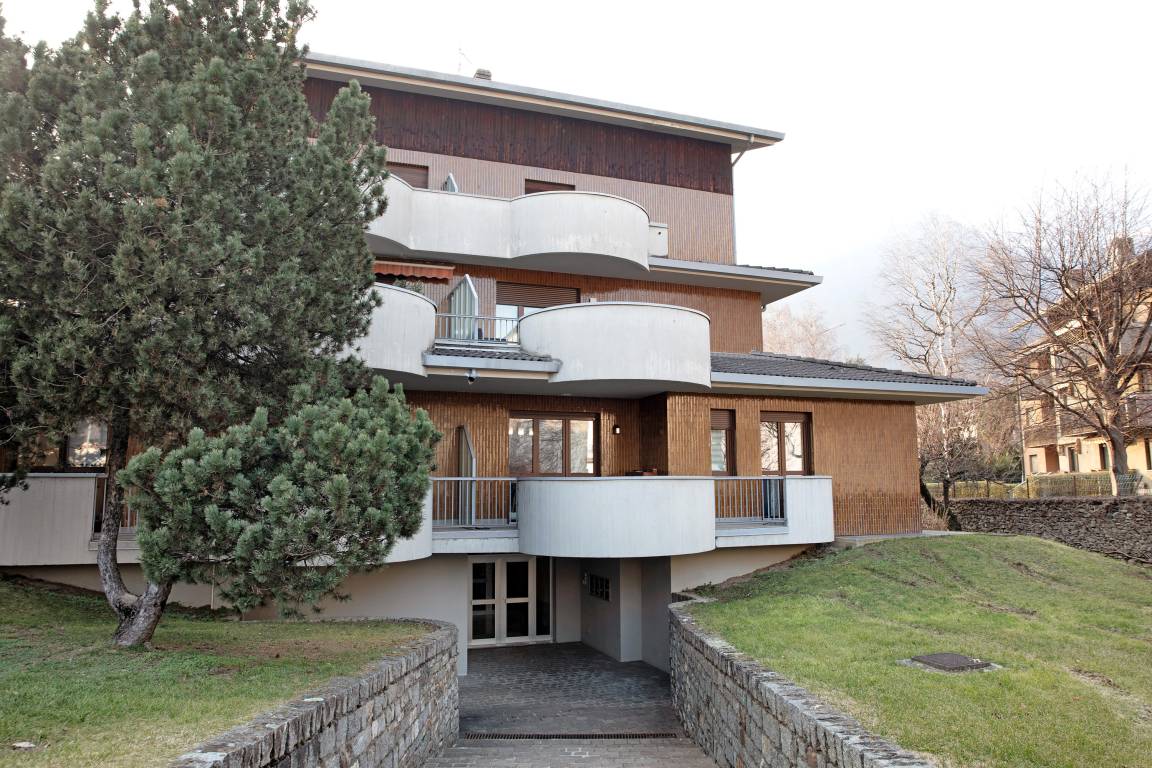 80 M² Apartment ∙ 3 Bedrooms ∙ 6 Guests - Tirano