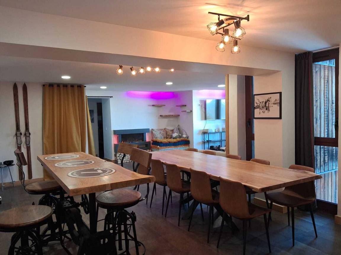 140 M² Apartment ∙ 5 Bedrooms ∙ 10 Guests - Rue du Télémétro